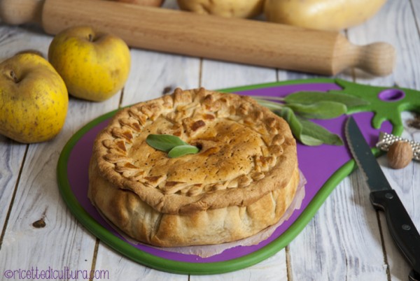 Shropshire fidget pie, torta con patate, mele e bacon - Ricette di Cultura